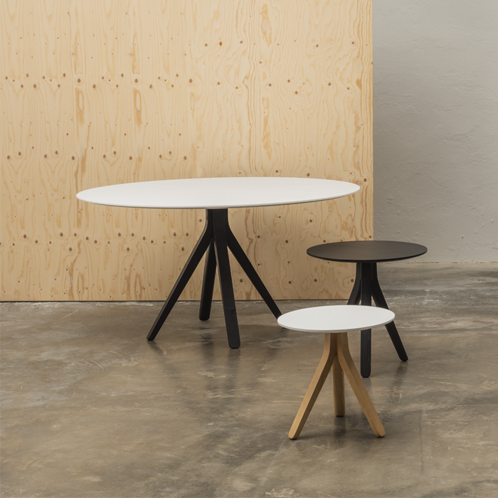 Nuez Table - Subtilitas